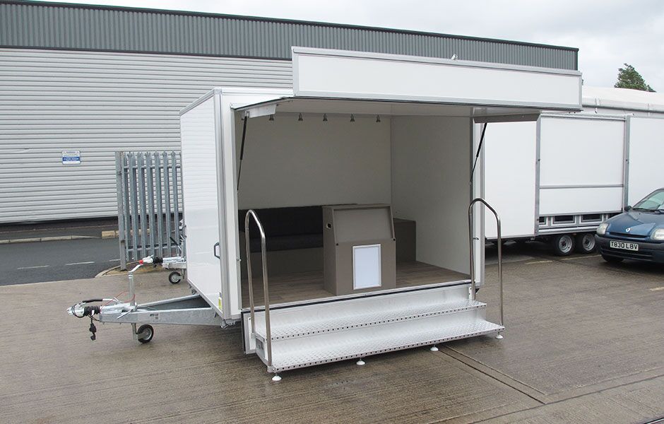 Nevada Exhibition Trailer, Small Exhibition Trailer, Mobile Exhibition ...